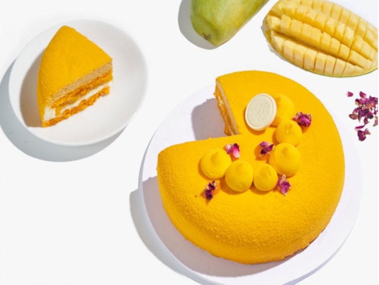 Aani & Dani - Mango Cake