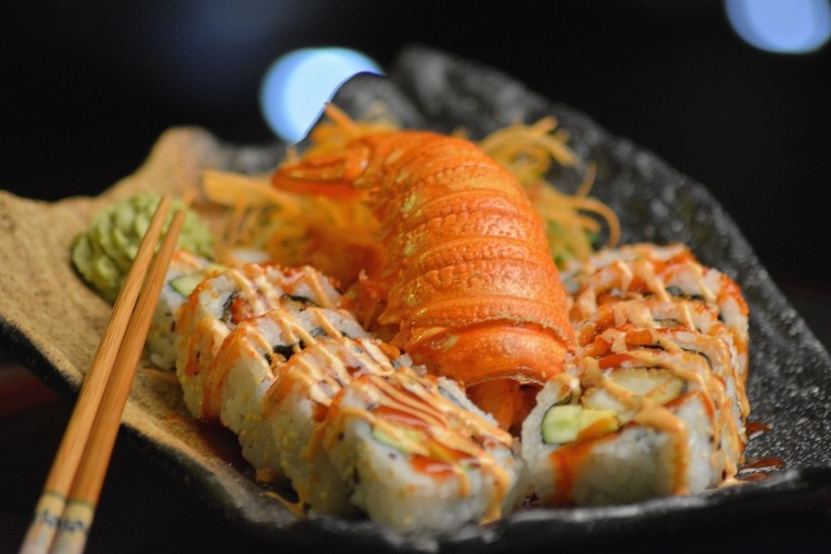 Gold Sushi Club - Maki Rolls 8 Pcs 🍱